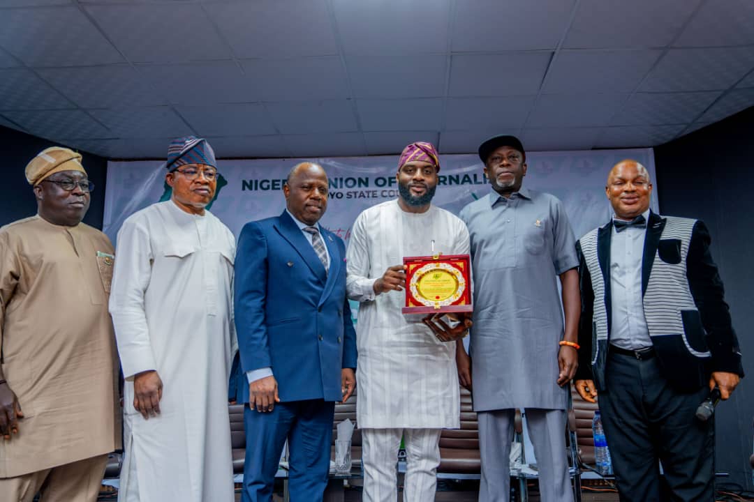Breaking - NUJ Honours Oyo Speaker, Ogundoyin with Outstanding ...
